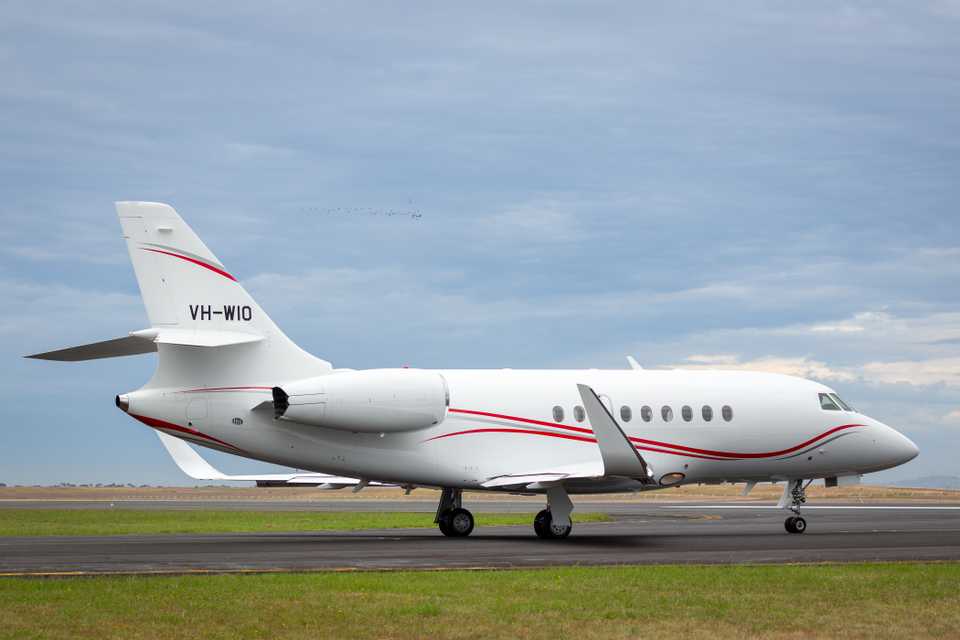 4 Unique Features Of The Dassault Falcon 2000
