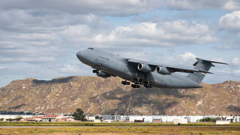 5 Reasons Military Transport Planes Have High Wings