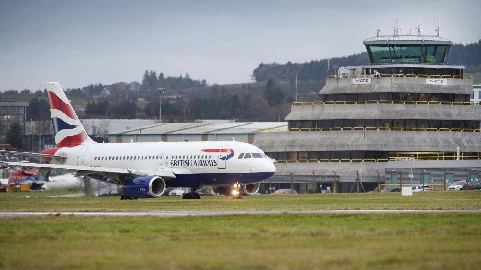 How To Access Scotland's Major Airports Via Public Transport