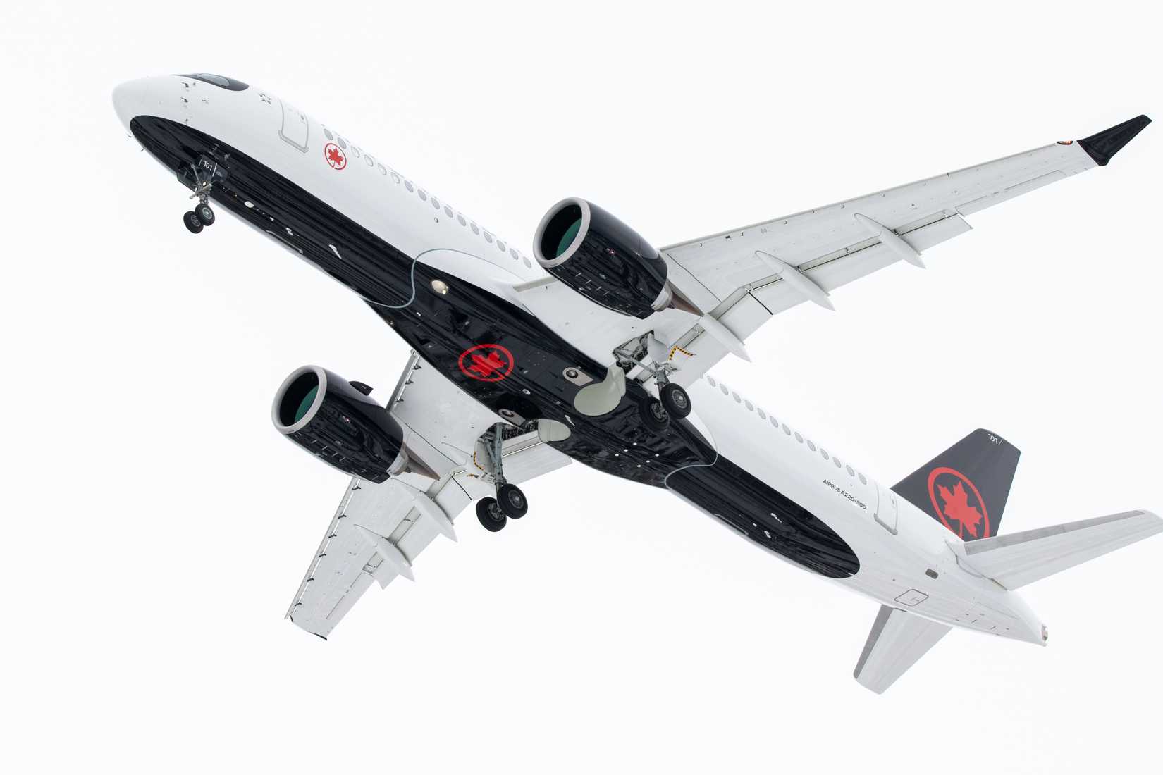Across The Border: Examining Air Canada's Longest US-Bound Routes