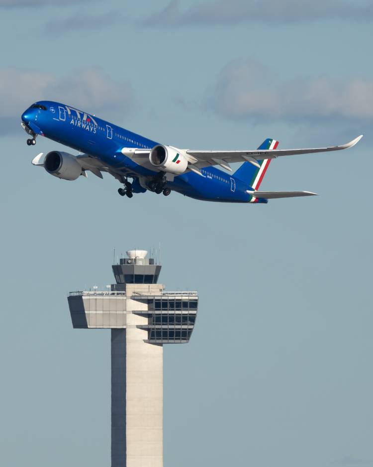 5 Momentous Milestones From The History Of Italian Aviation
