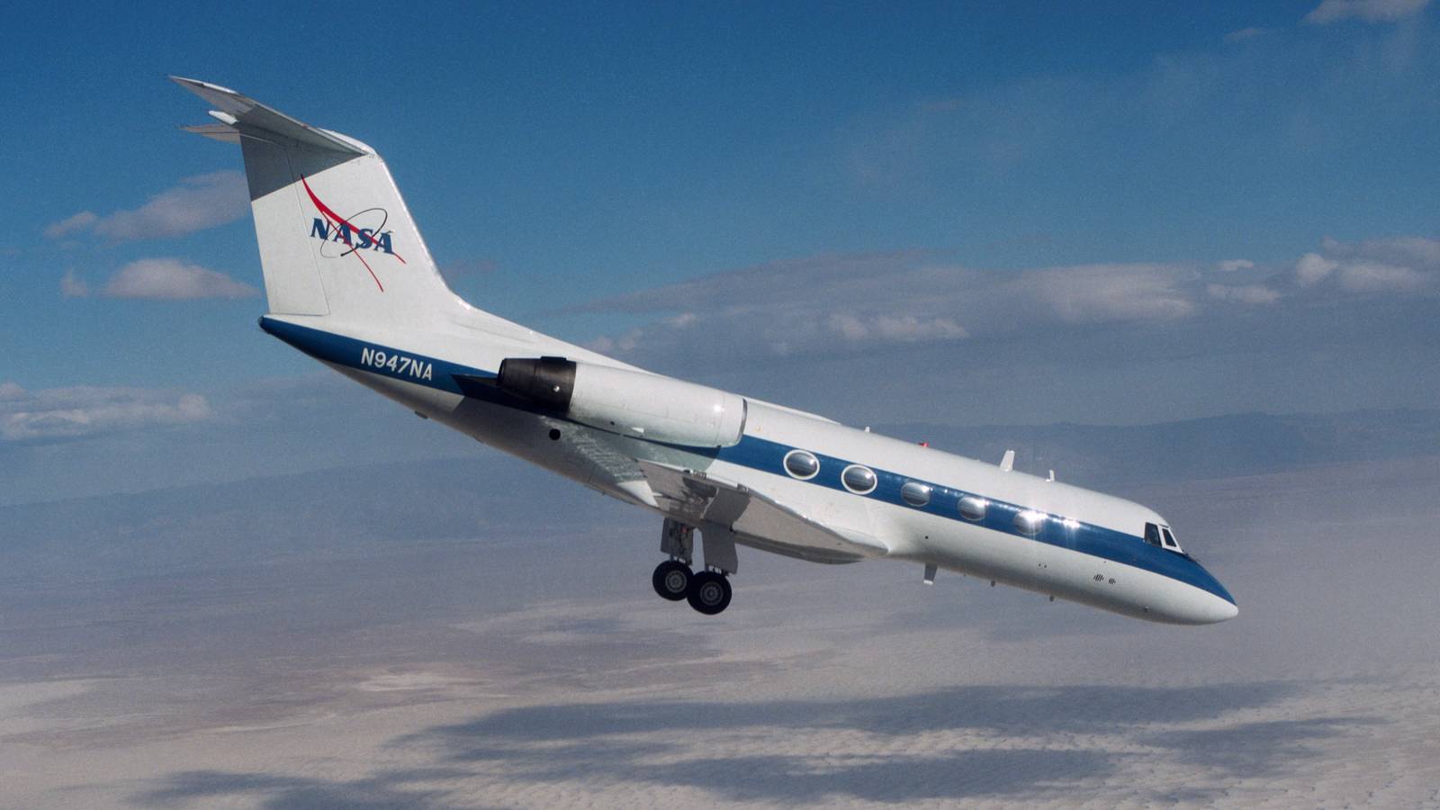 How NASA Used A Gulfstream II To Train Space Shuttle Pilots