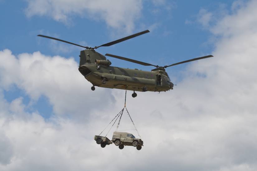 5 Reasons Why The Boeing CH-47 'Chinook' Helicopter Is Still Going ...