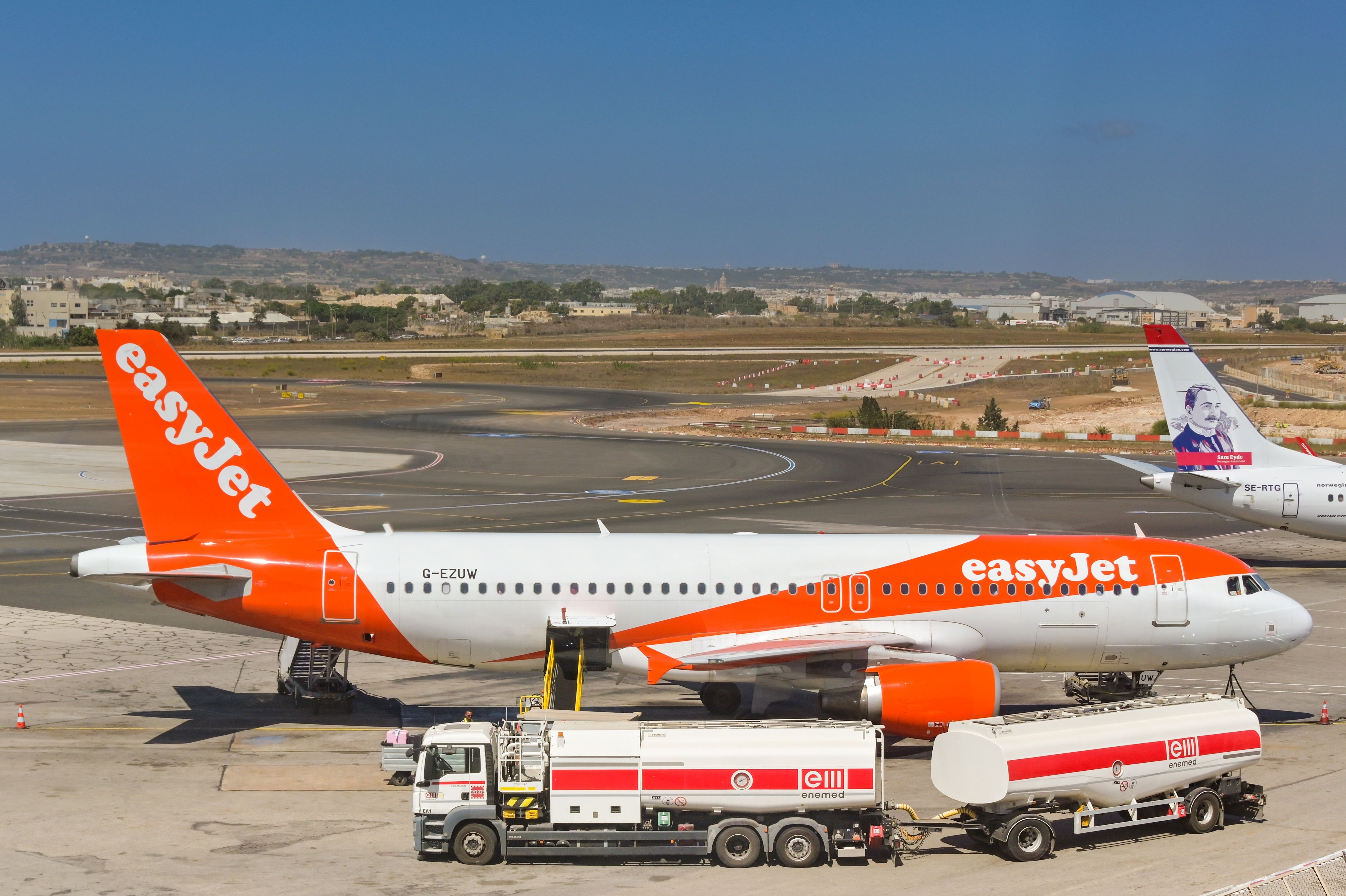 Keeping Planes Flying: 5 Different Types Of Jet Fuel & Where They're Used