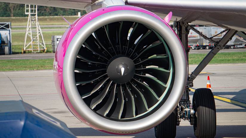 What Happens When An Aircraft Engine Experiences A Flameout?