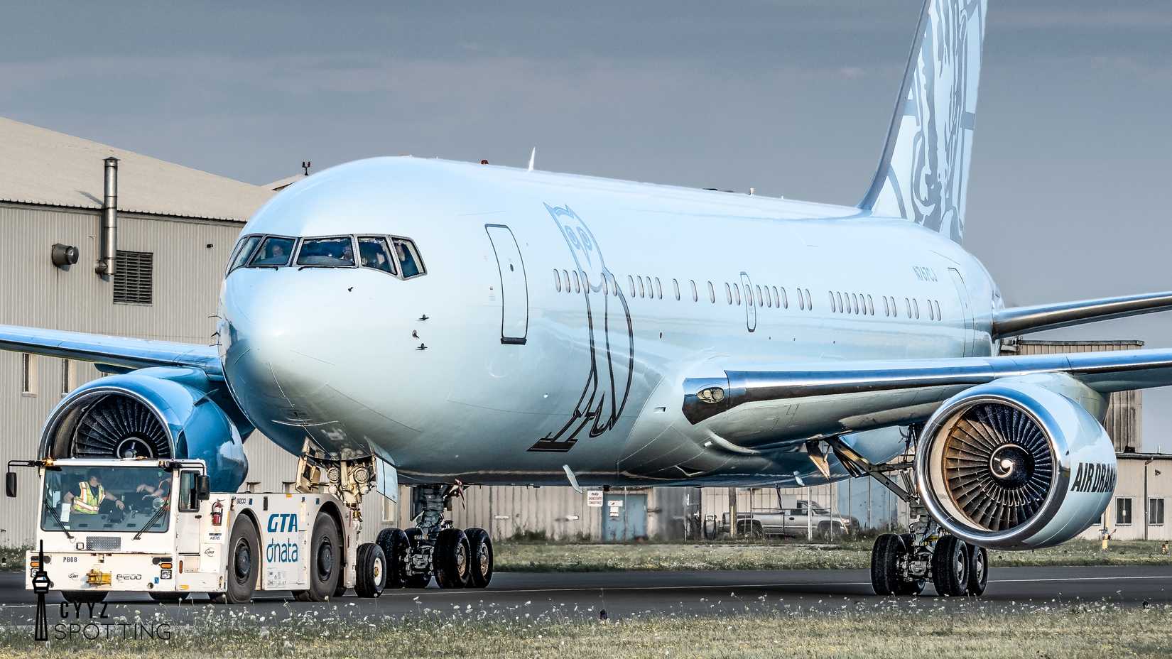 A Look Inside Drake's Crazy New Private Boeing 767 Jet