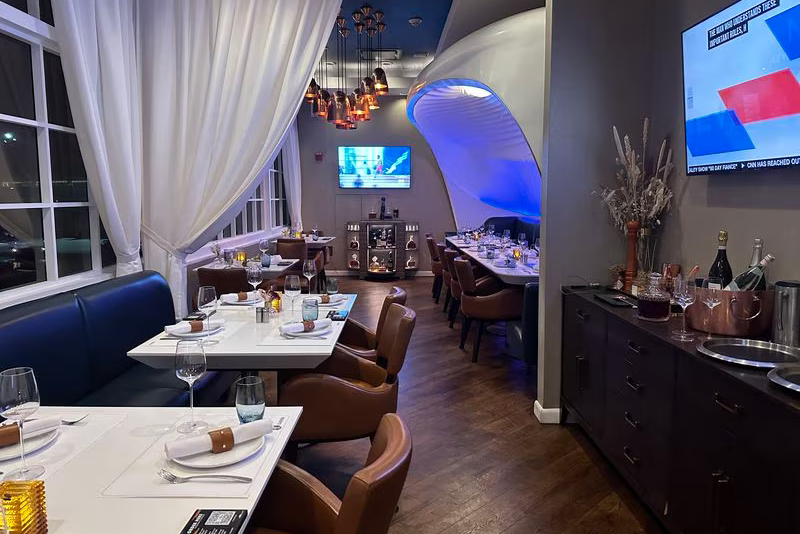 Gourmet By The Gate: 5 Of The World's Best Airport Restaurants