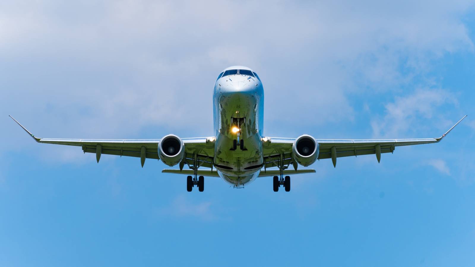 Up To 16 Times A Day: The World’s Most Served Regional Jet Routes