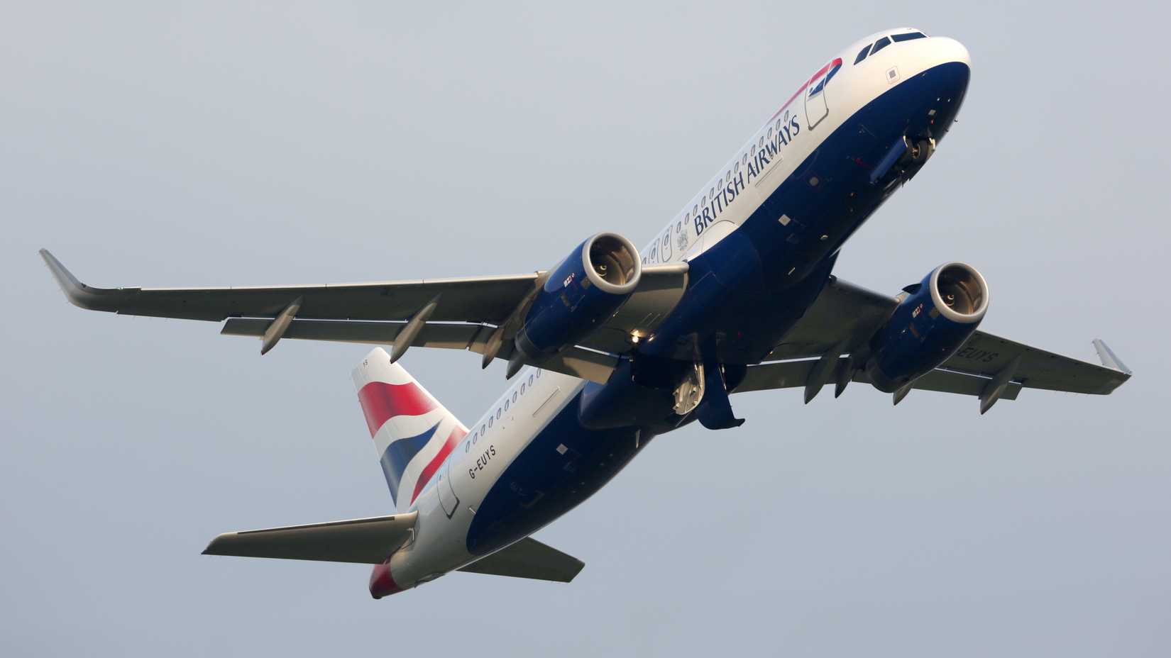 'Definite Risk Of Collision': Drone Comes Within 30 Feet Of British ...