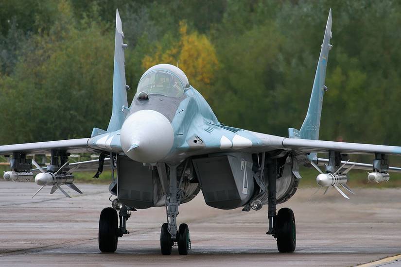 Russian Fighter Jets: A Look At The MiG Lineup