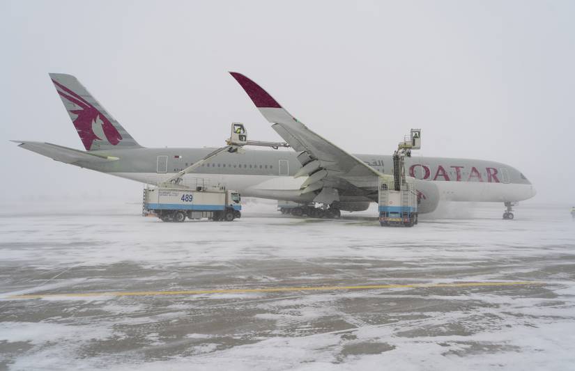 5 Ways Cold Weather Influences Aircraft Engine Performance