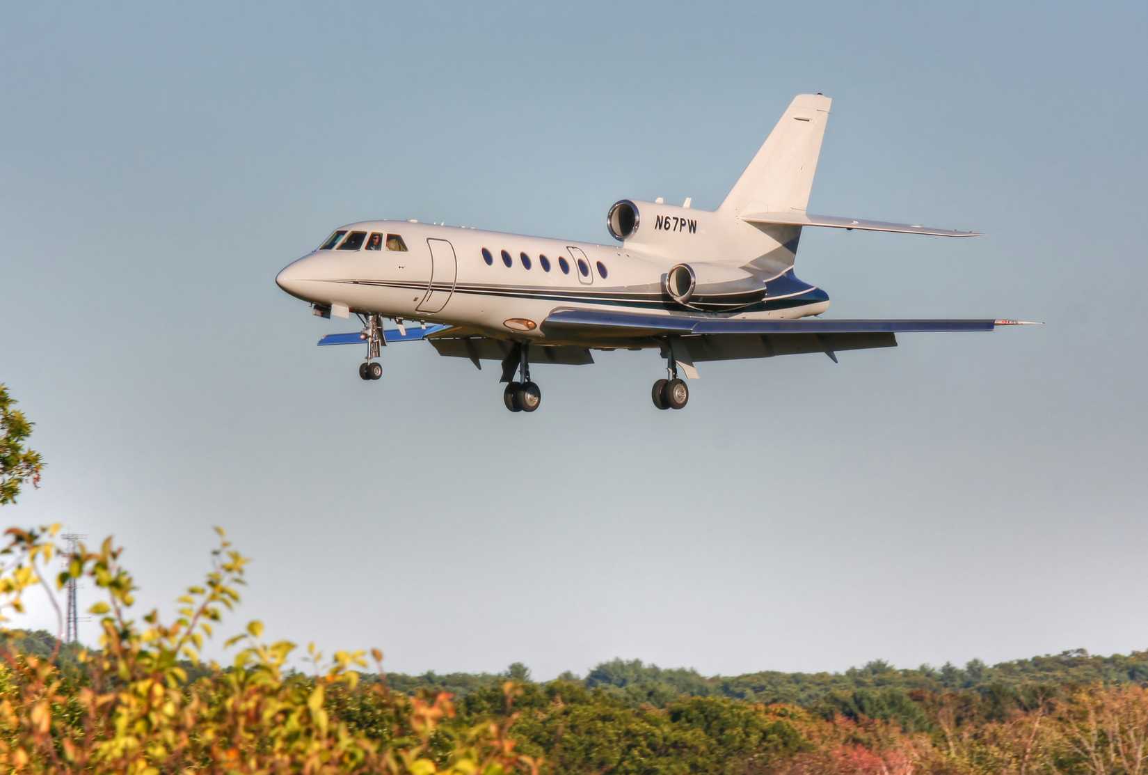 Adding A Third Engine: A Look At The Dassault Falcon 50