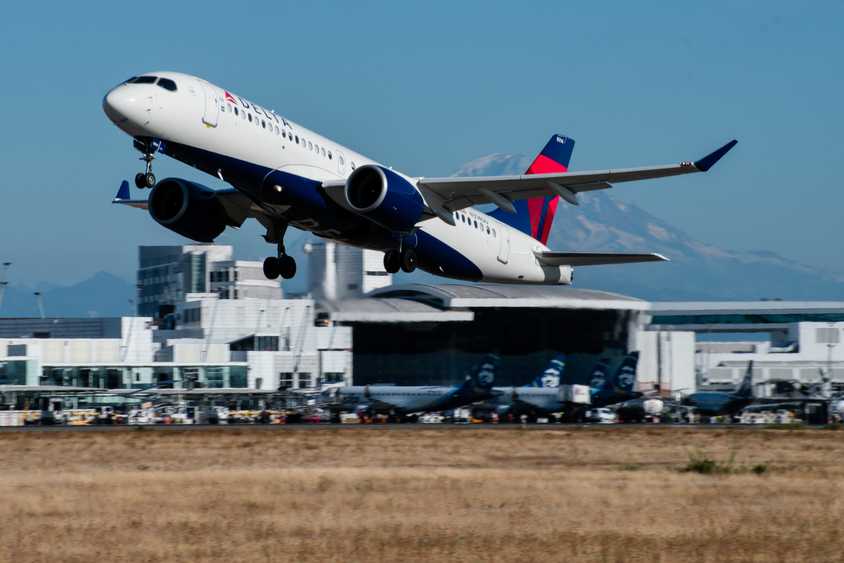Flight Review: Delta Air Lines Airbus A220-300 First Class From ...