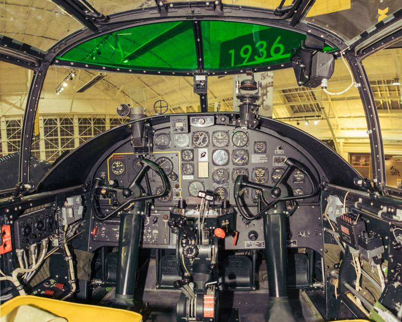 b25 cockpit
