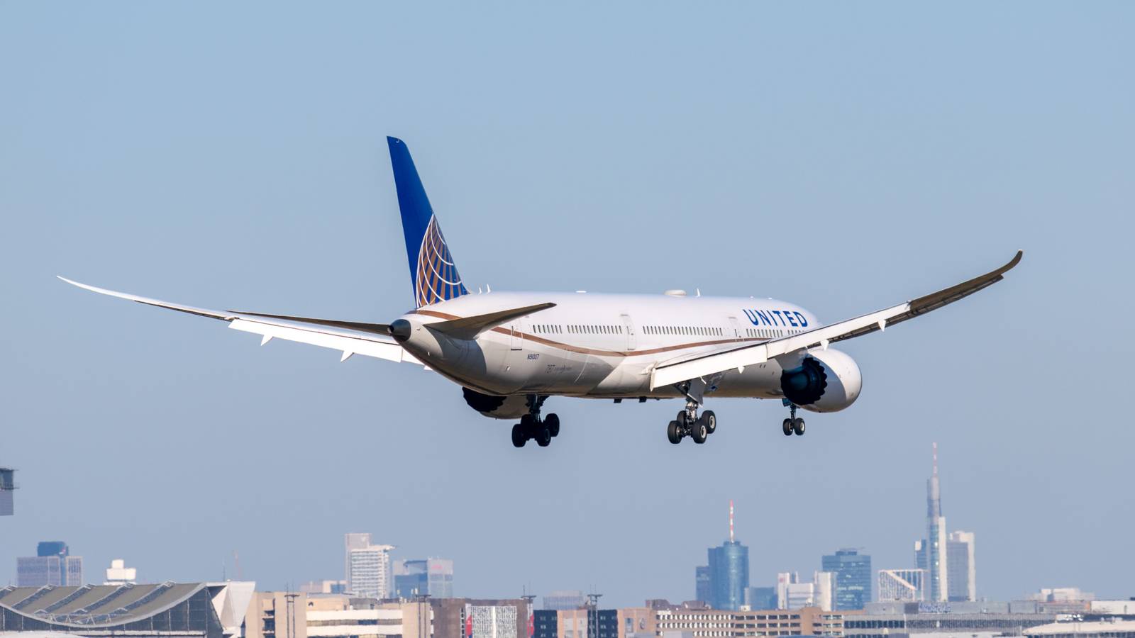 Skiplagging Is Back In The News: Is It Allowed?