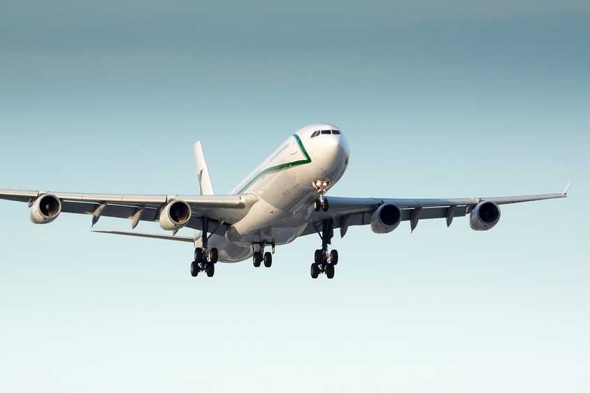 Why Did Airbus Build The A340 With 4 Engines?