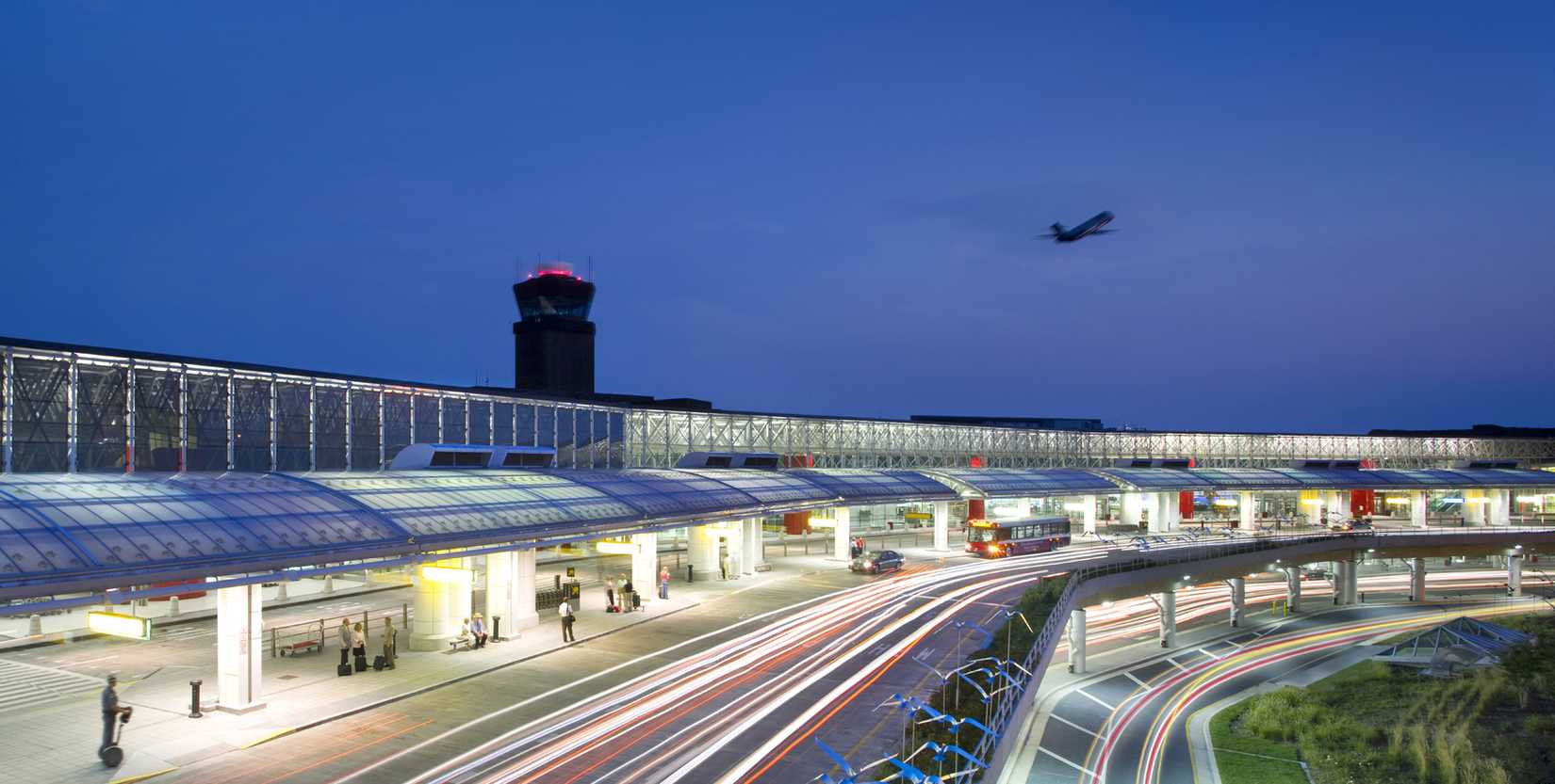 Southwest Airlines Jets Hit Each Other In Non-ATC Communication Area At ...