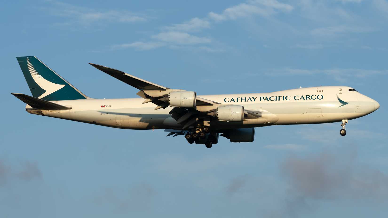Worst Boeing 747 Landing Ever? Why Some People Think So