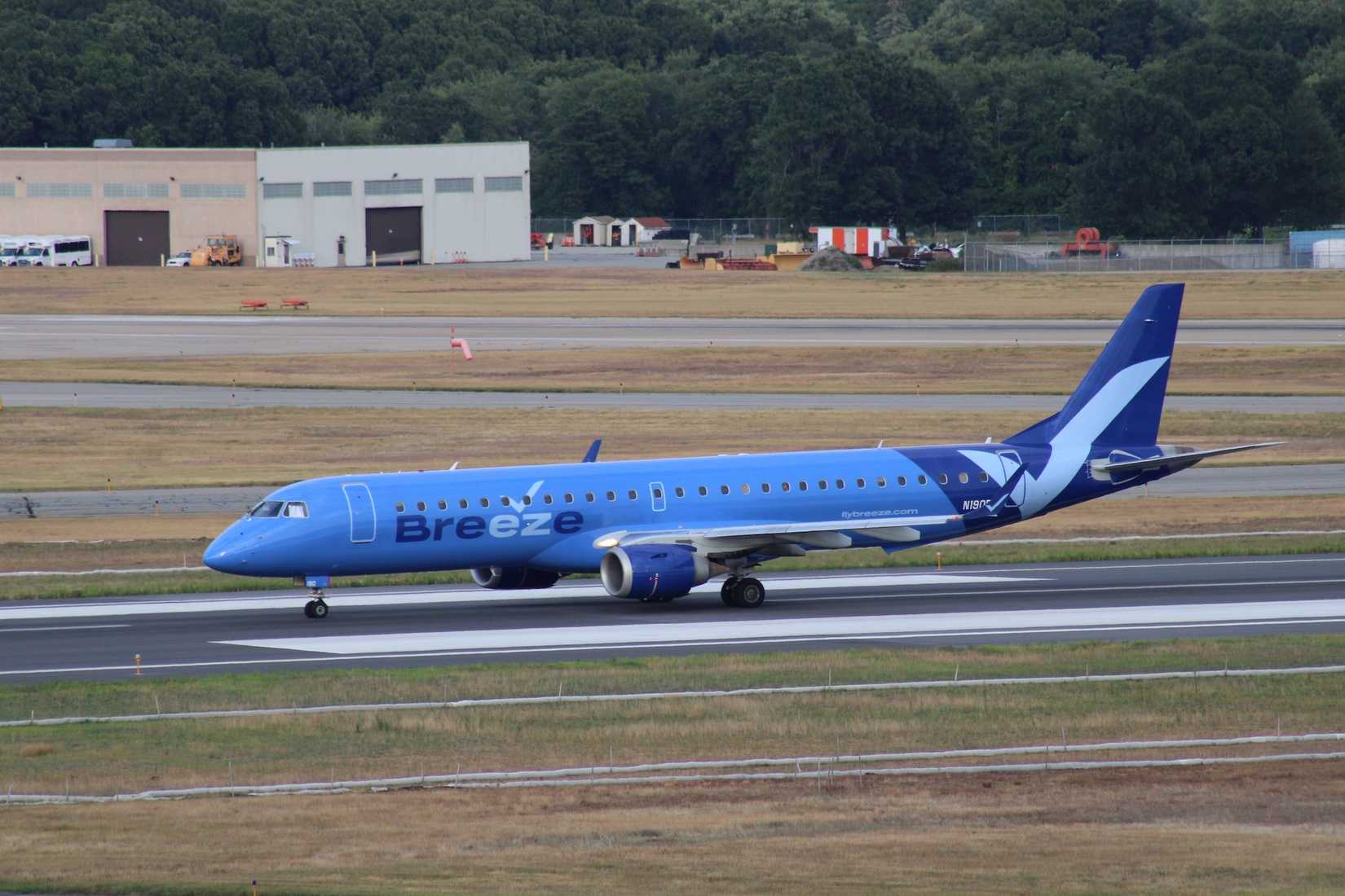 Breeze Airways Resumes Seasonal Embraer E190 Service Between ...