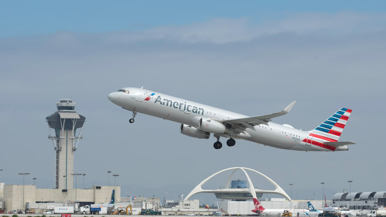 5 Amazing Things About The American Airlines Airbus A321 Transcon