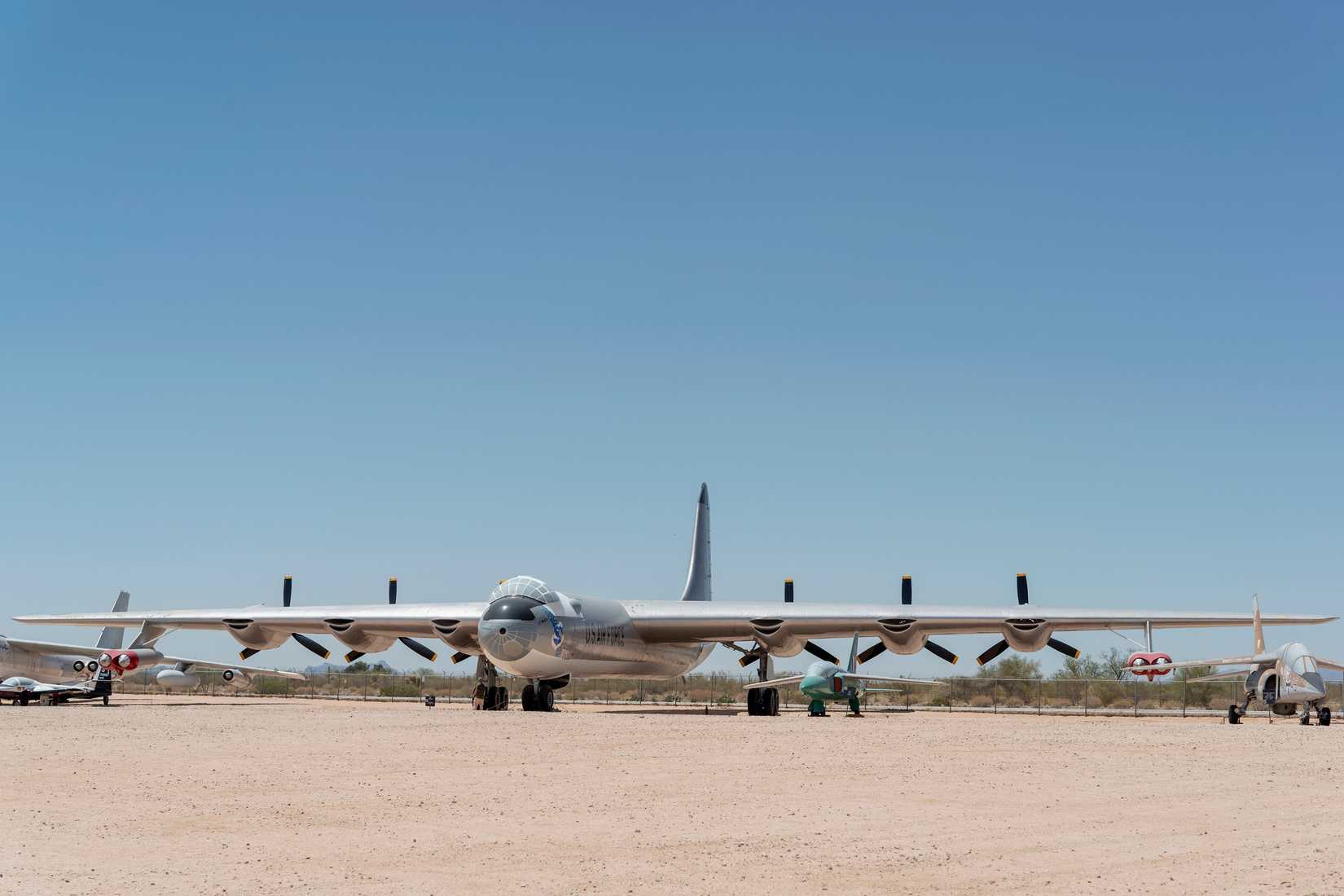 B-52 vs B-36: Comparing The USAF's Epic Bombers