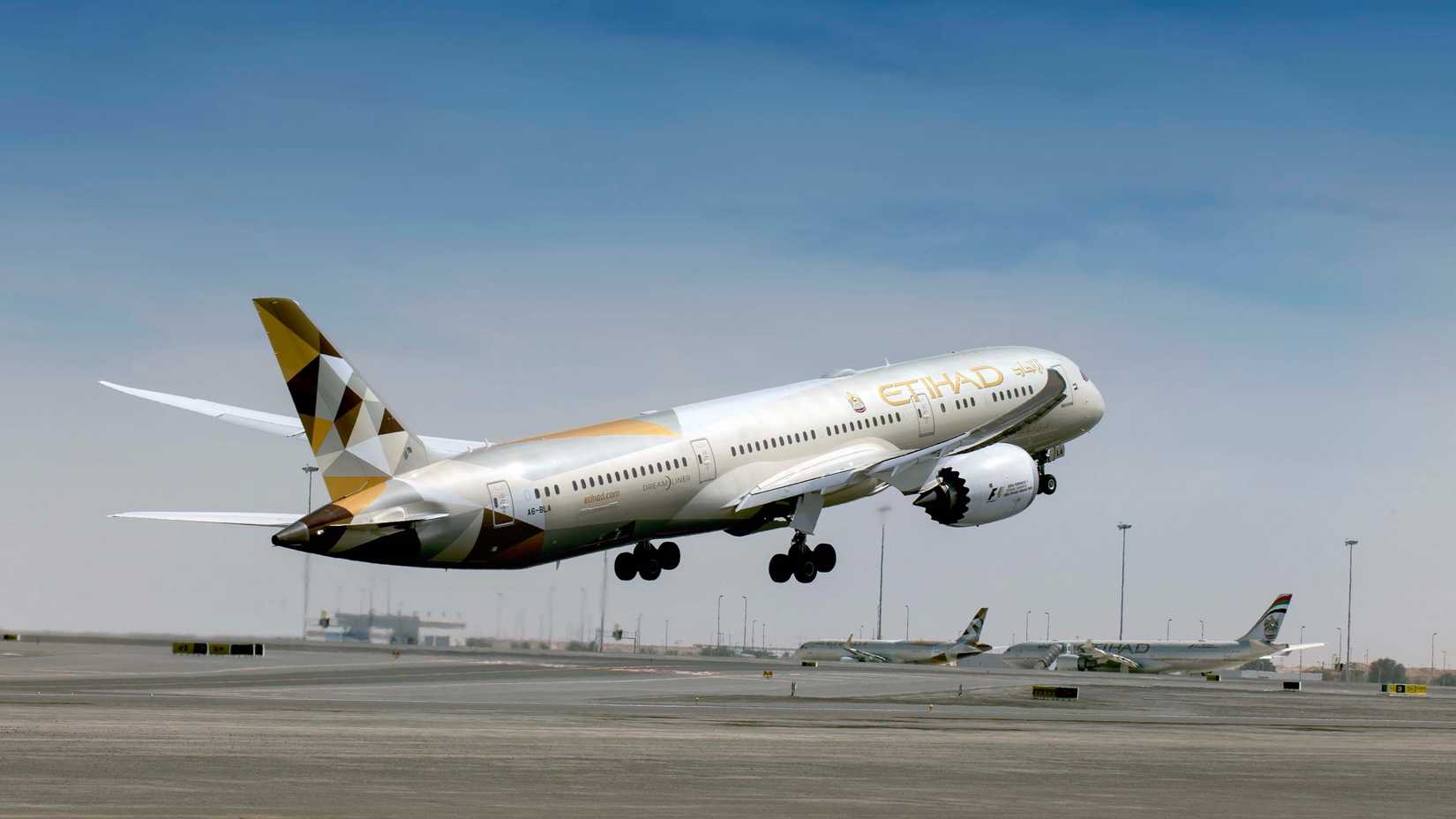 Etihad Airways Begins Airbus A380 Service To Singapore