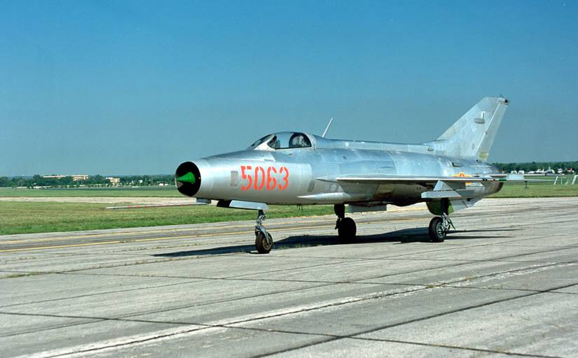 5 Military Aircraft That Defined The Vietnam War