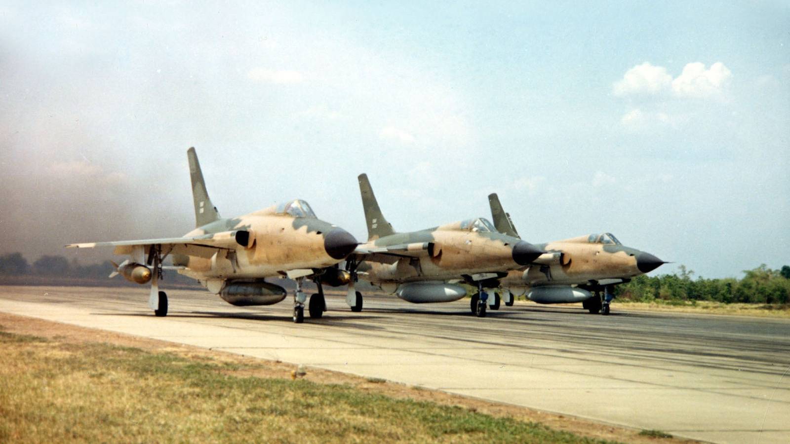 Mach 2 Fighter-Bomber: 5 Fast Facts About The Republic F-105 Thunderchief