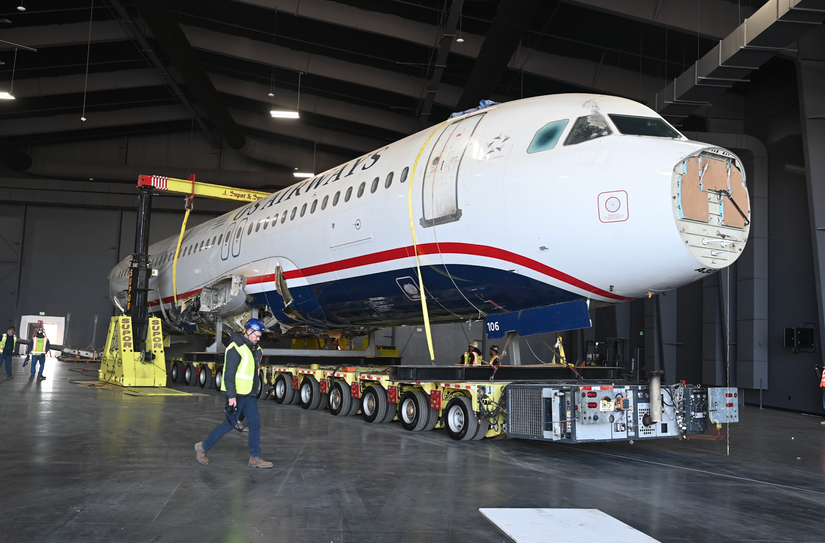 Watch: US Airways Flight 1549 'Miracle On The Hudson' Airbus A320 Moves ...