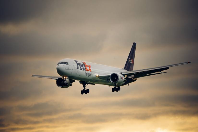 FedEx To Impose Flight Hour Cuts For Pilots During Ongoing Negotiations