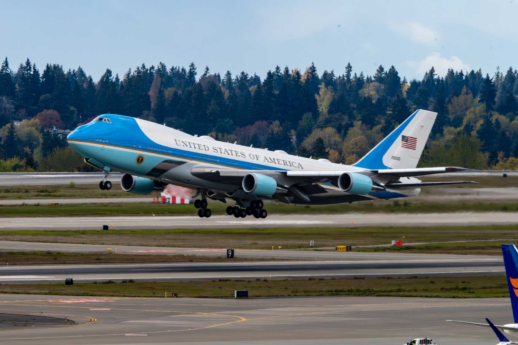 What Business Jets Does The US Government Use For Government Transport?