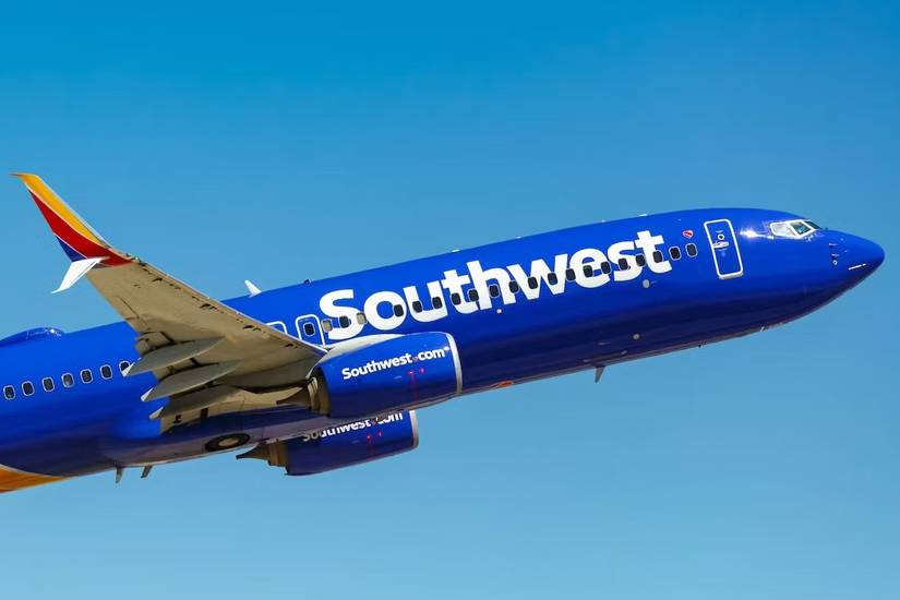 Southwest Airlines Boeing 737 Engine Fire Grounds Flight From Lubbock ...