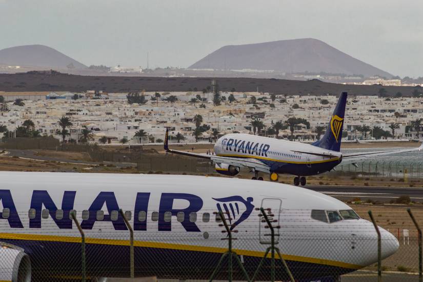 Ryanair Discovers Unapproved Parts In Some Of Its Boeing 737 Engines