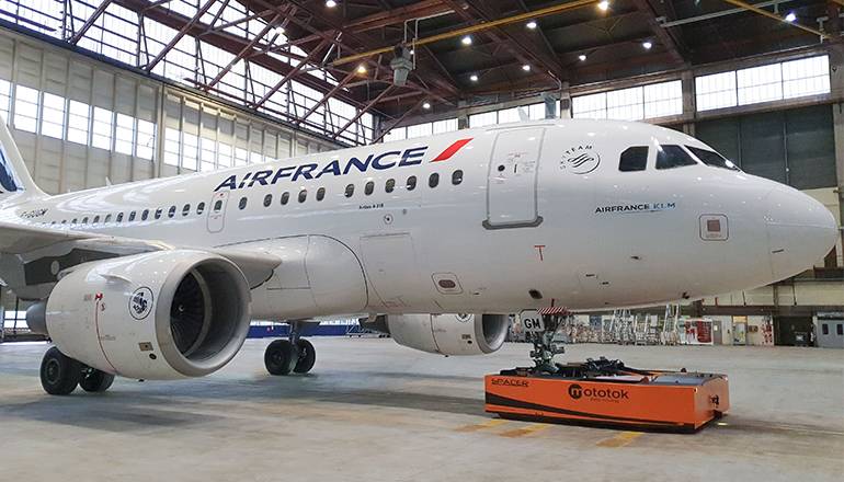 How Is The Mototok Electric Tug Changing Sustainability Practices At ...