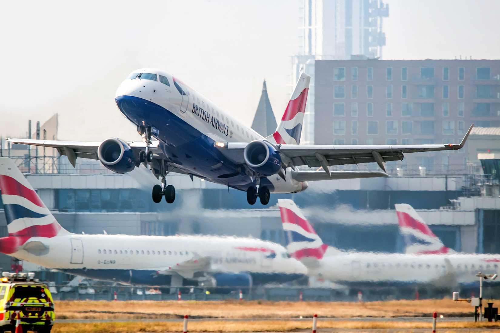 Which Aircraft Can Land At London City Airport?