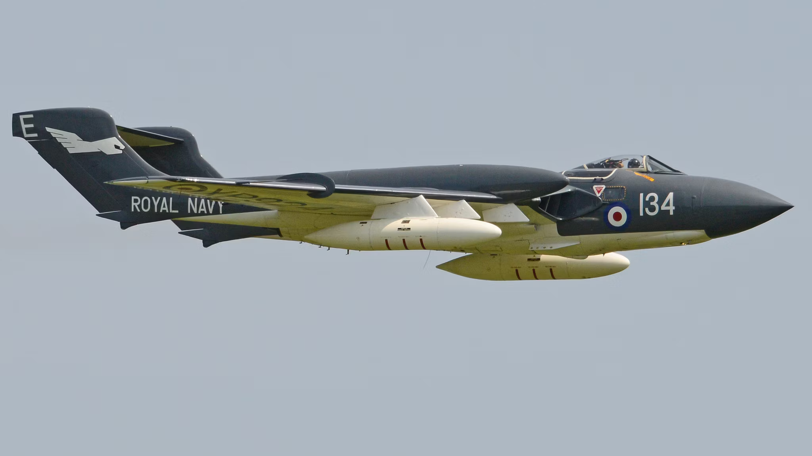 Throwback: When De Havilland's Experimental Jet Fighter Disintegrated ...