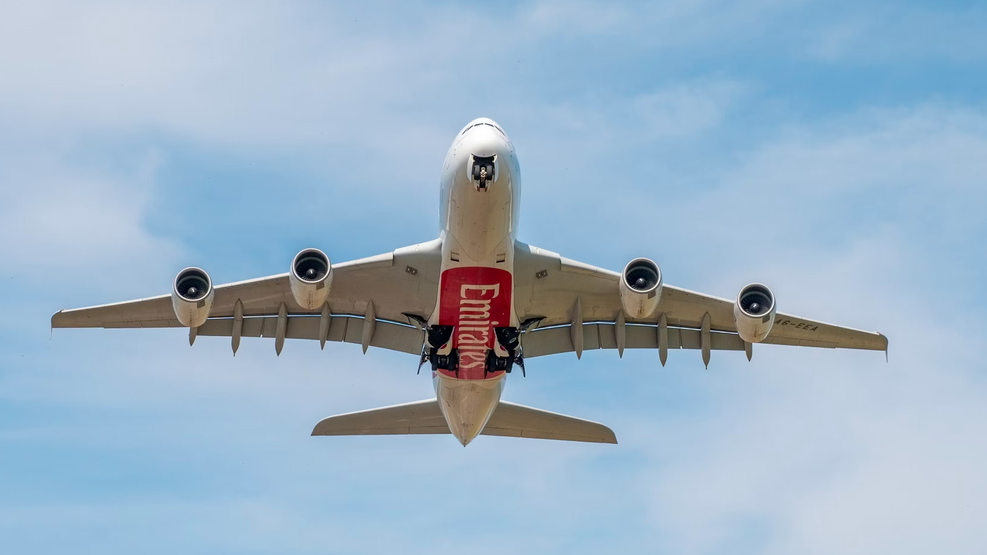 What Are The Pods Found Under An Aircraft's Wings?