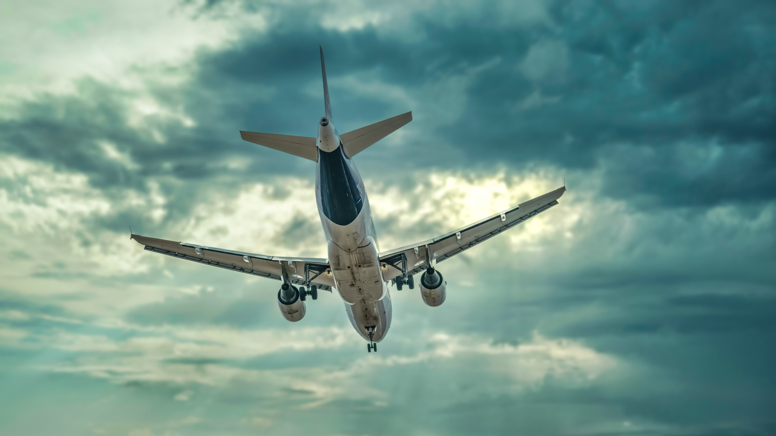 Pan-Pan Vs Mayday: The Difference Between Distress Calls