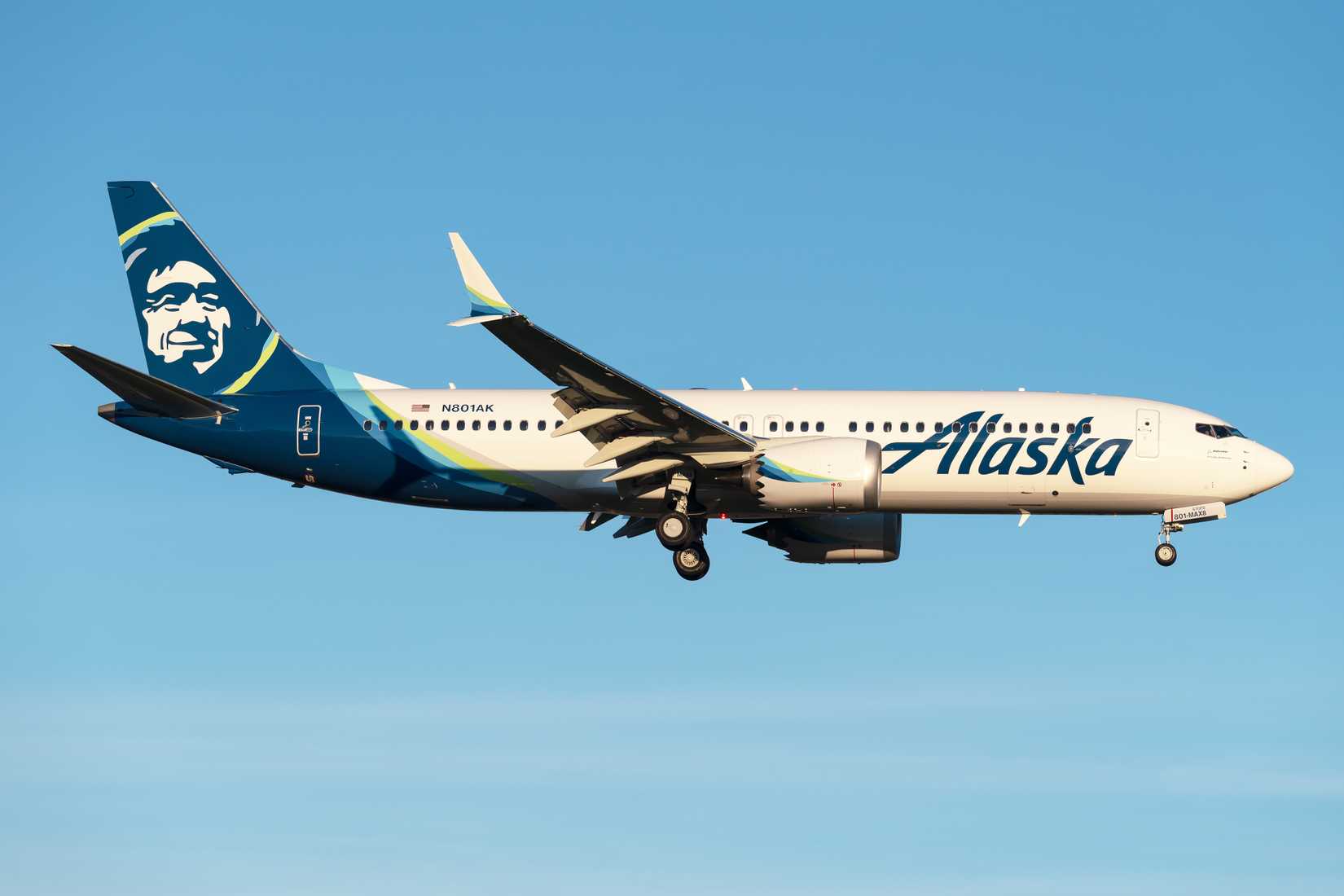 Up To 9 Hours: Alaska Airlines' Longest Boeing 737 MAX Flights