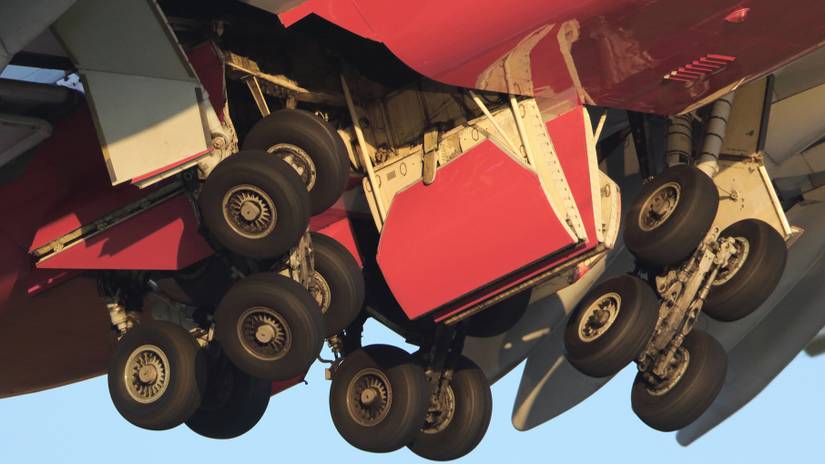Landing Gear: What Kinds Are There & Which Planes Have The Most Wheels?