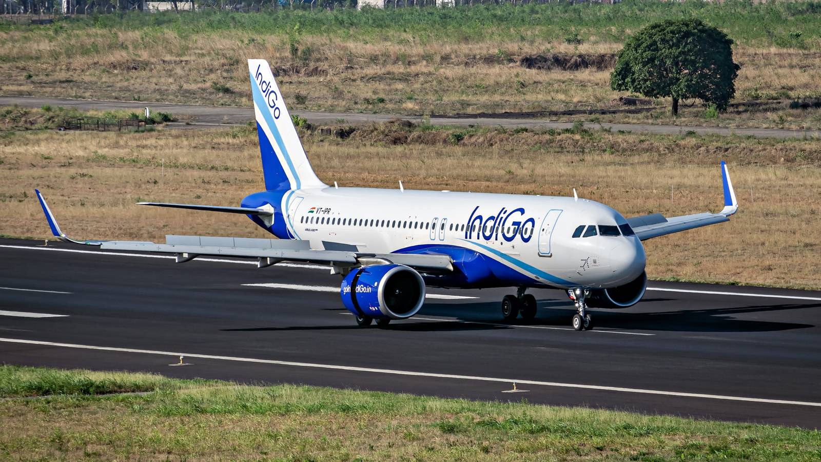 Laser Lights Obscure IndiGo Pilot’s Vision Moments Before Landing In ...