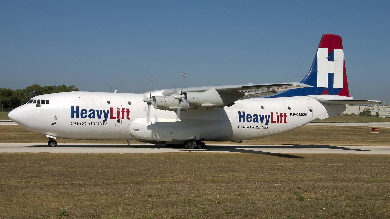 Heavy Lift Turboprop Freighter: 60 Years Of The Short Belfast