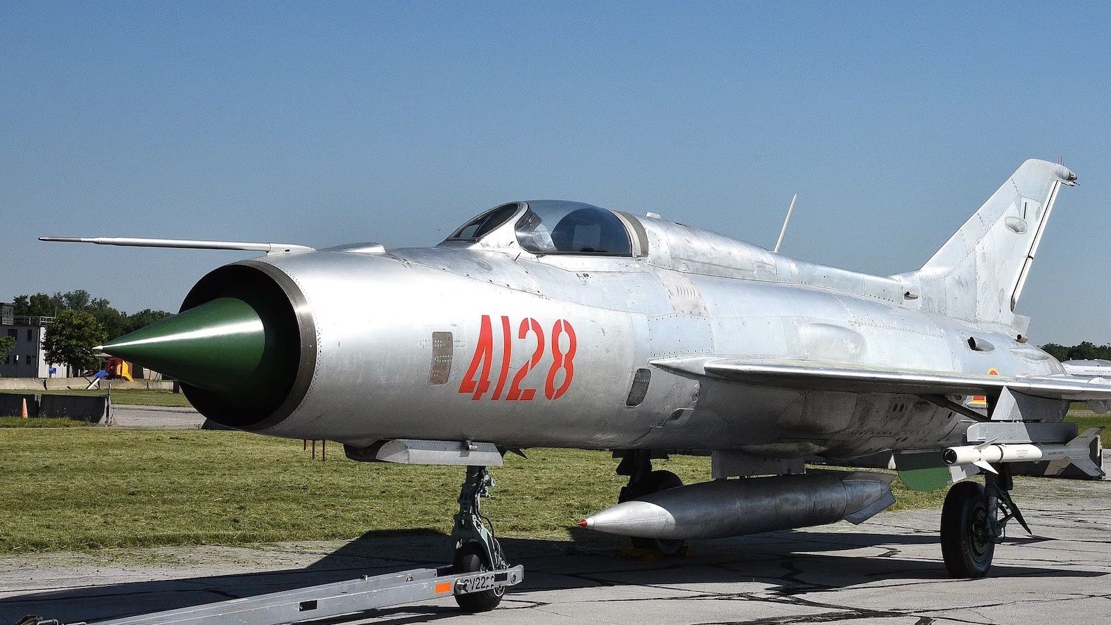 The Flying Coffin: A Complete History Of The MiG-21