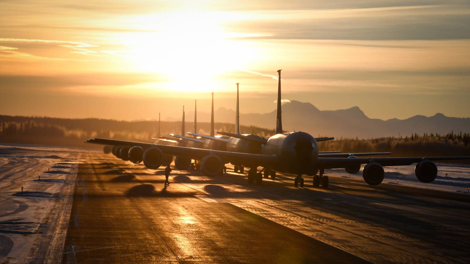 DEFCON Meanings: What Are They & What Do The Levels Mean?