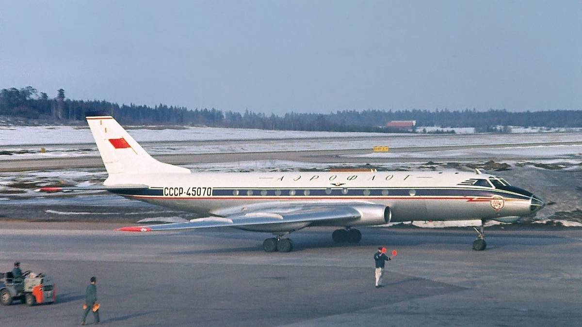 The Tupolev Tu-124: The Soviet Union's First Turbofan-Powered Airliner