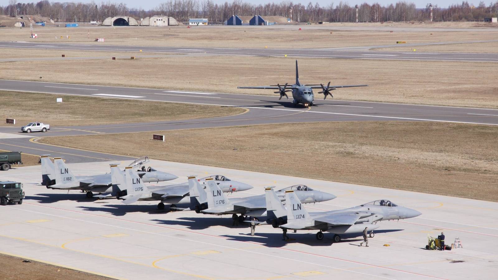 Which Aircraft Does The Lithuanian Air Force Fly?