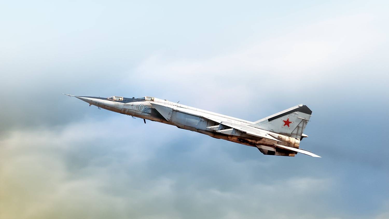 The Fastest Fighter Jet: A Look At The MiG-25