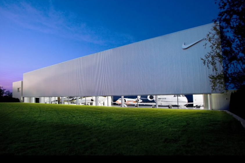 The Unique Private Jet That Larry Ellison Currently Operates