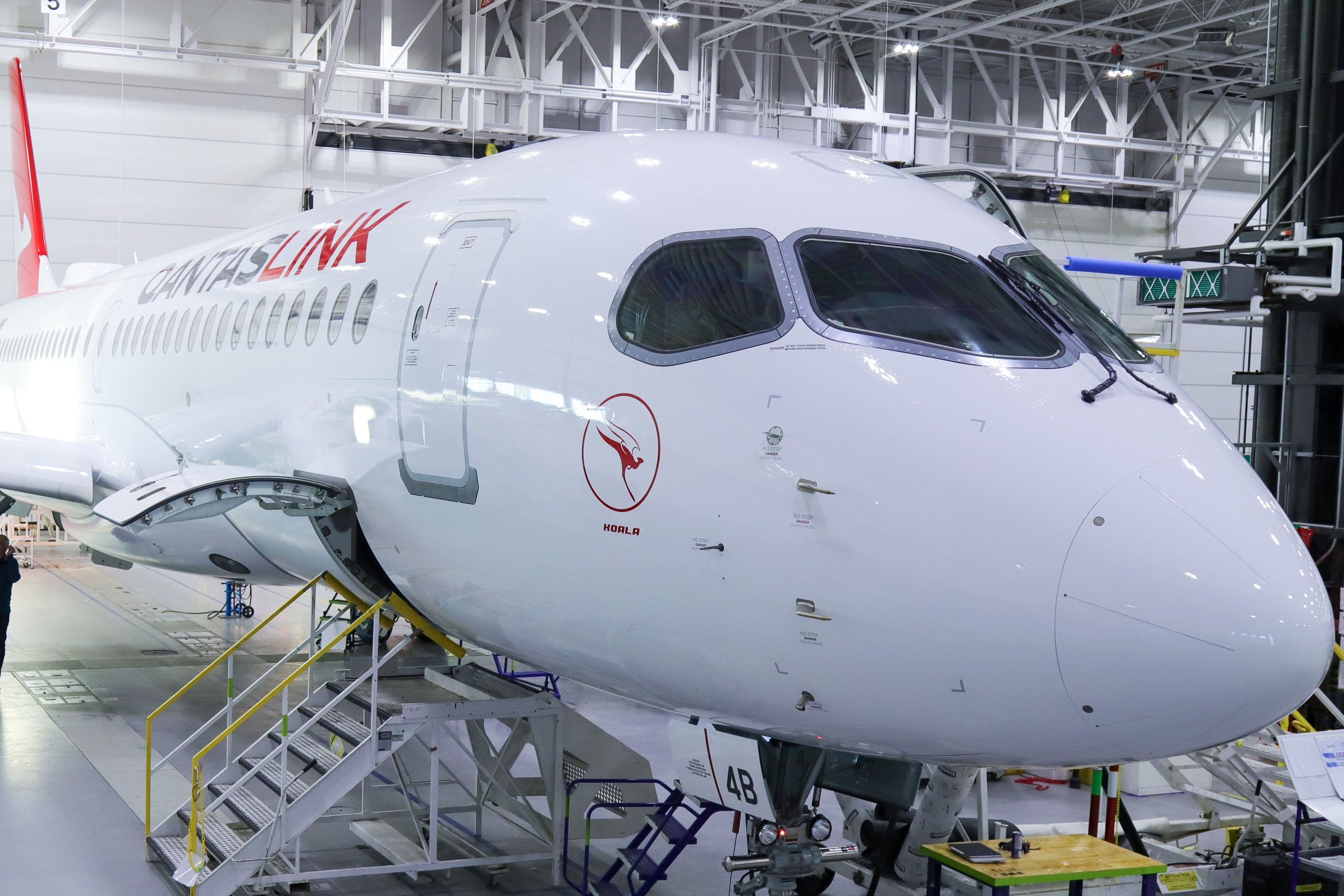 Airbus A220 Vs Embraer E2: 5 Key Points Of Comparison