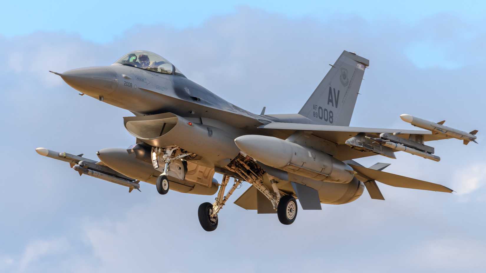 History: 5 Generations Of US Military Fighter Jets